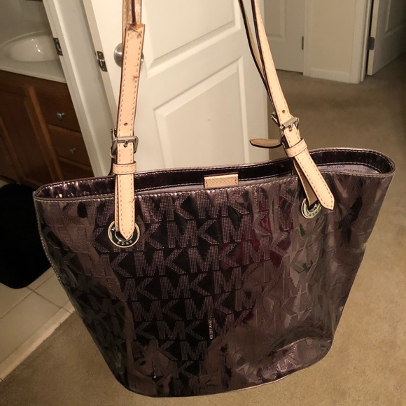 Michael Kors | Bags | Michael Kors Metallic Jet Set Purse | Poshmark